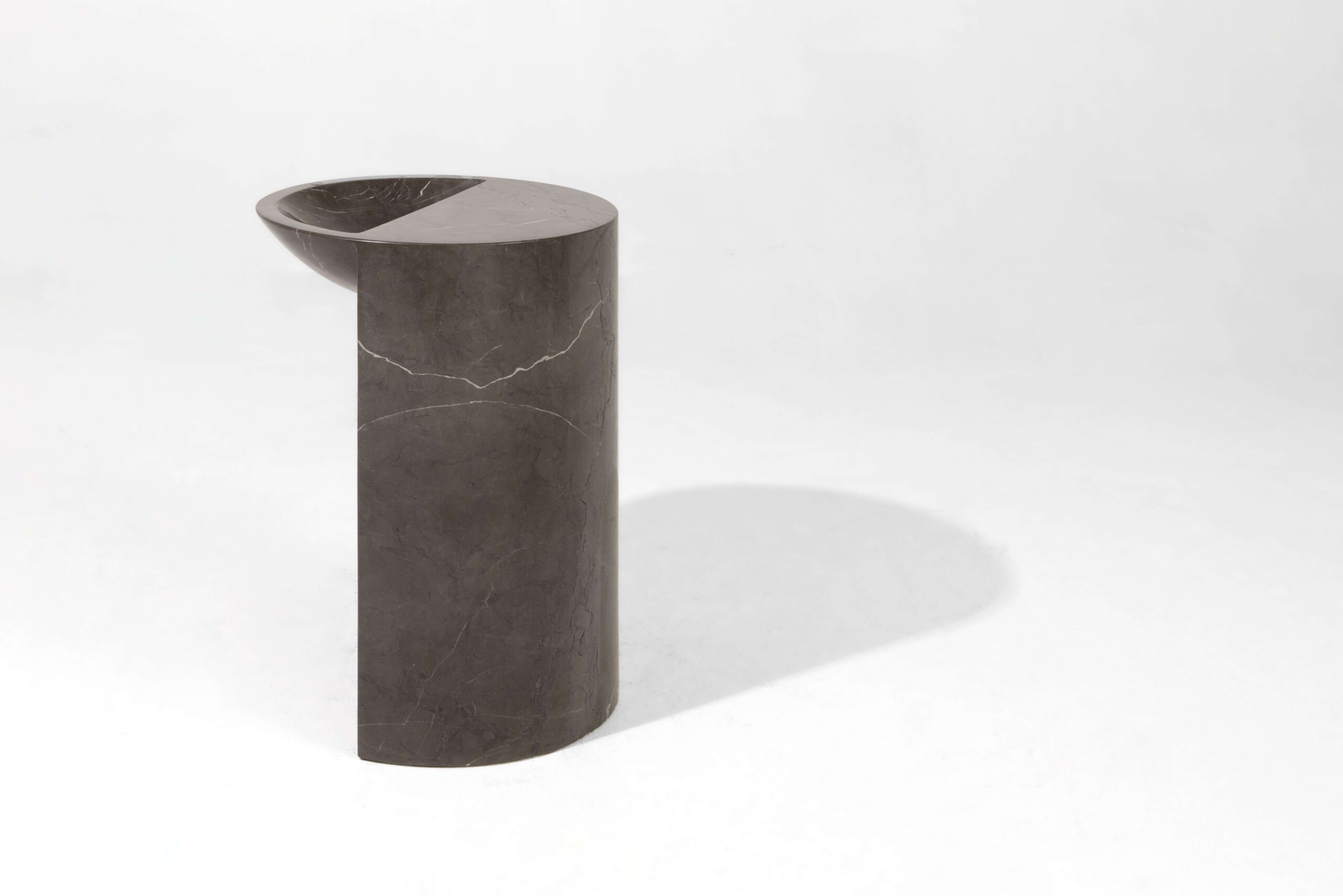 Sculpture Side Table – Femo Design Studio