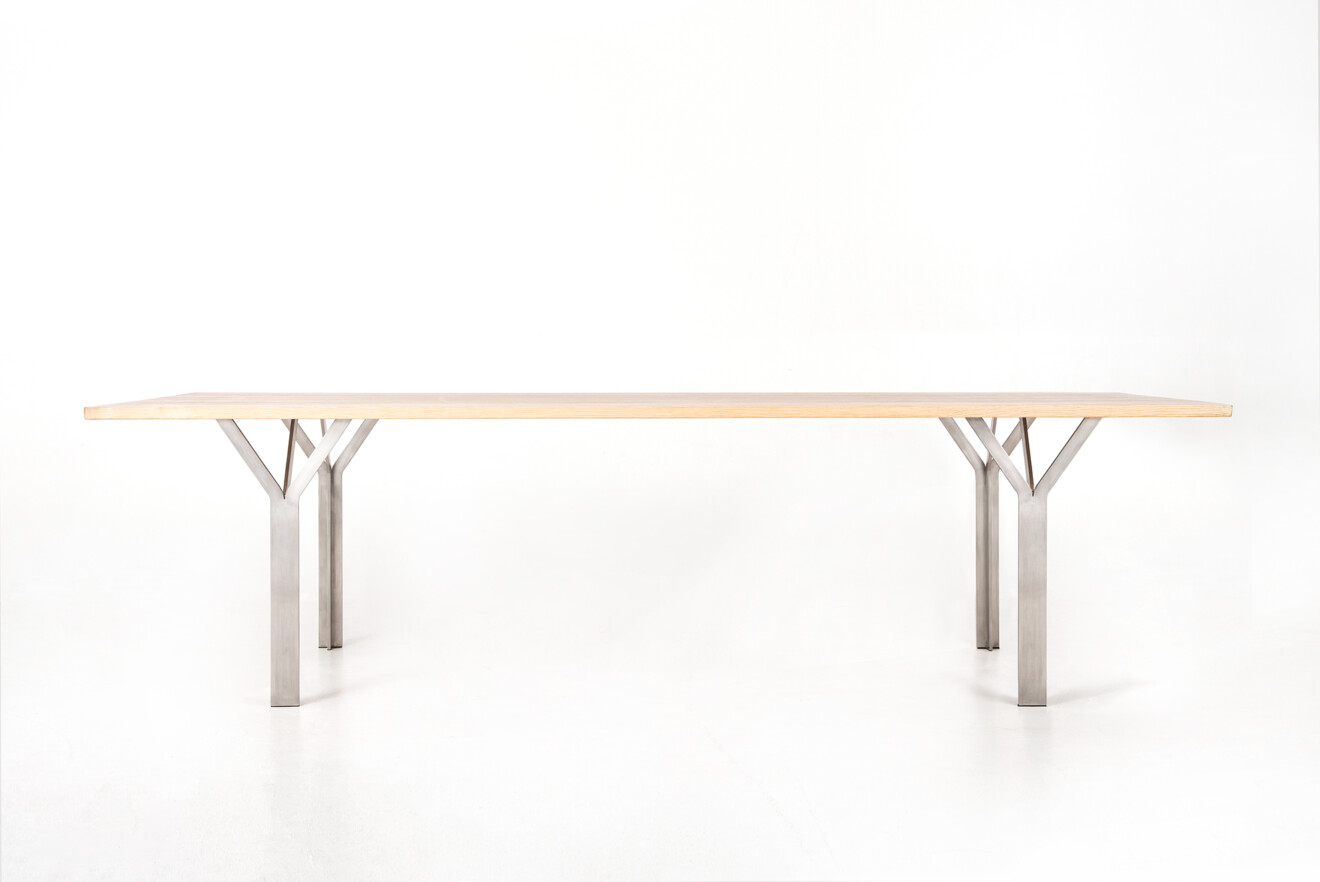 Branch Table – Femo Design Studio